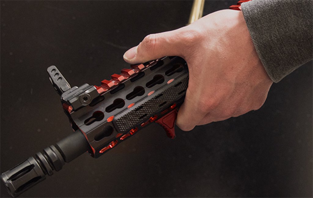 UTG Winkeliger Frontgriff KeyMod